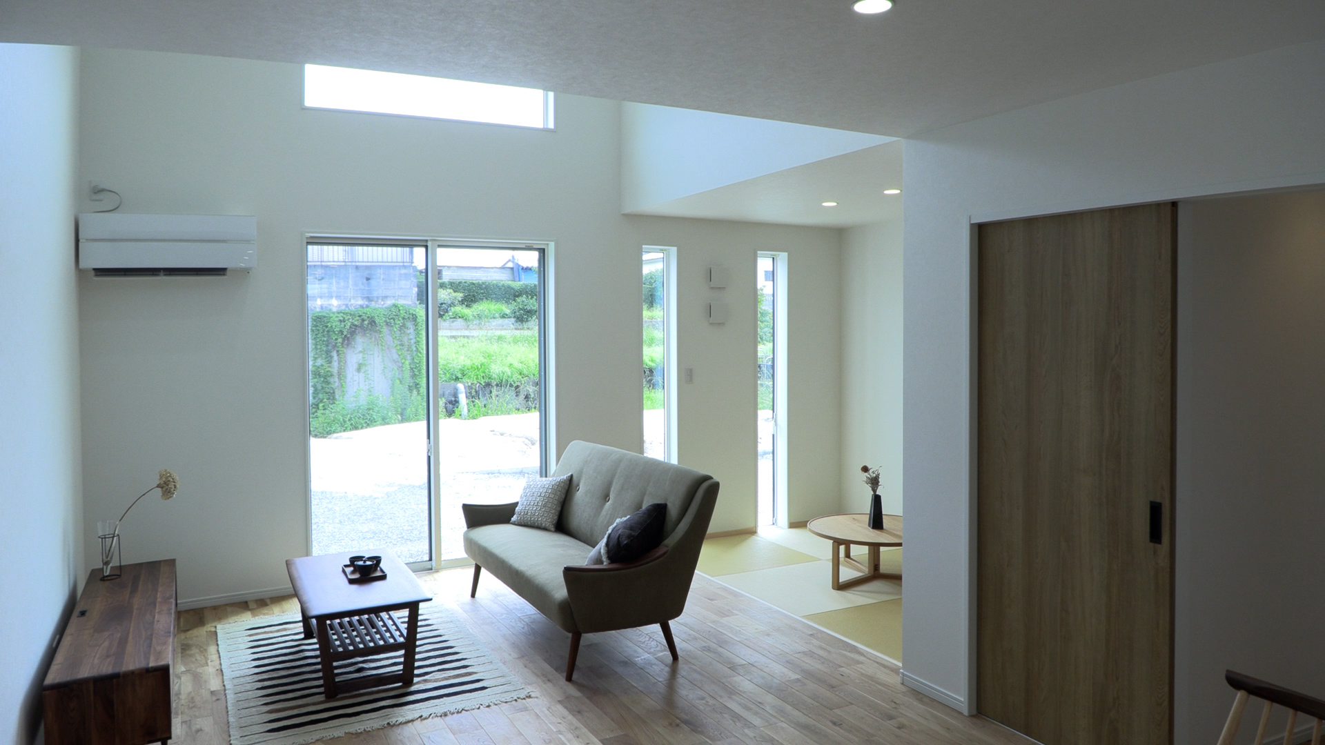 #011【平屋建】彩光と収納に特化！明るさと開放感のある平屋【LibWork～リブワーク～】 | YouTube動画紹介 | 注文住宅は熊本・福岡・大分・佐賀・千葉のハウスメーカー【リブワーク】