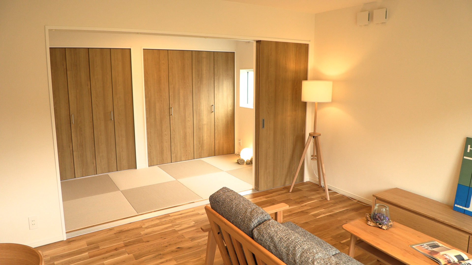 #028【平屋建】パントリーや洗面台も超便利！快適すぎる平屋【LibWork～リブワーク～】 | YouTube動画紹介 | 注文住宅は熊本・福岡・大分・佐賀・千葉のハウスメーカー【リブワーク】