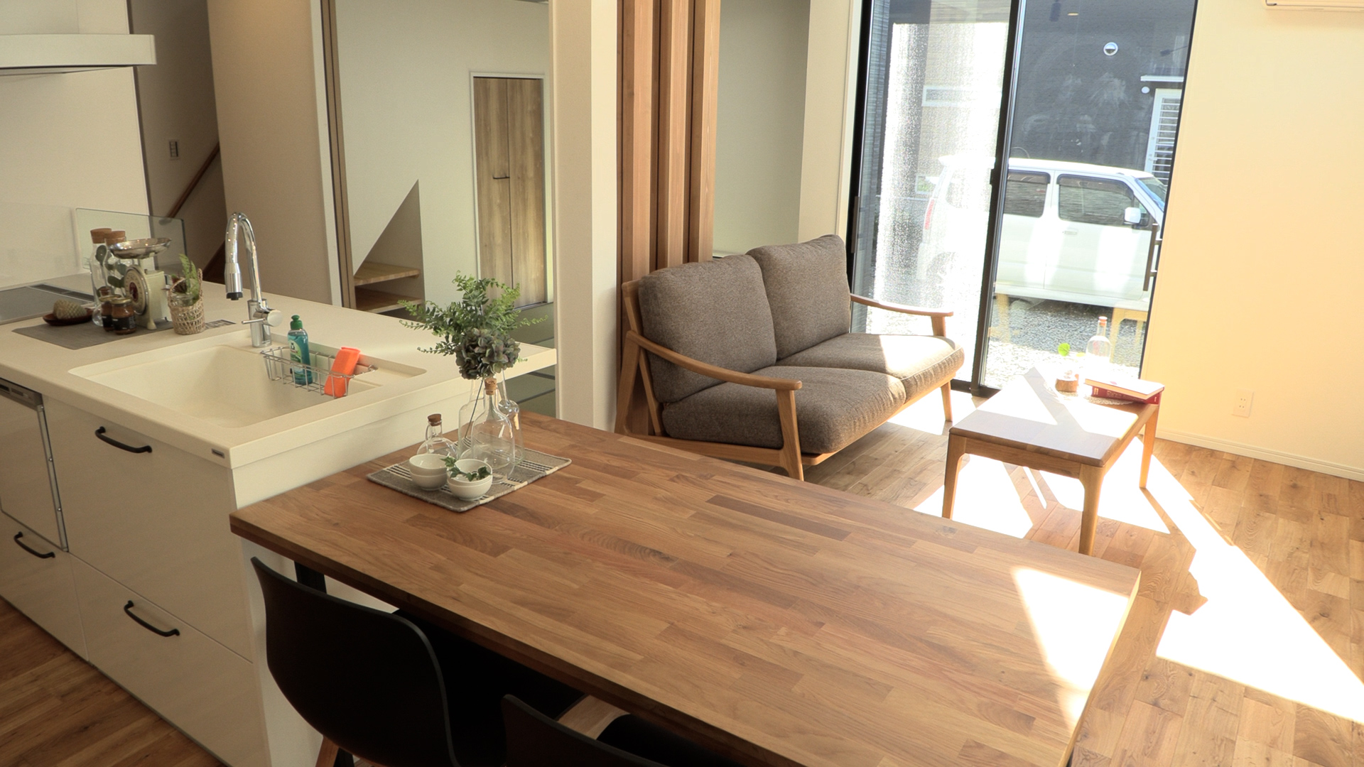 #034【2階建】回遊×3で生活動線ありすぎ！暮らしやすすぎる家【LibWork～リブワーク～】 | YouTube動画紹介 | 注文住宅は熊本・福岡・大分・佐賀・千葉のハウスメーカー【リブワーク】