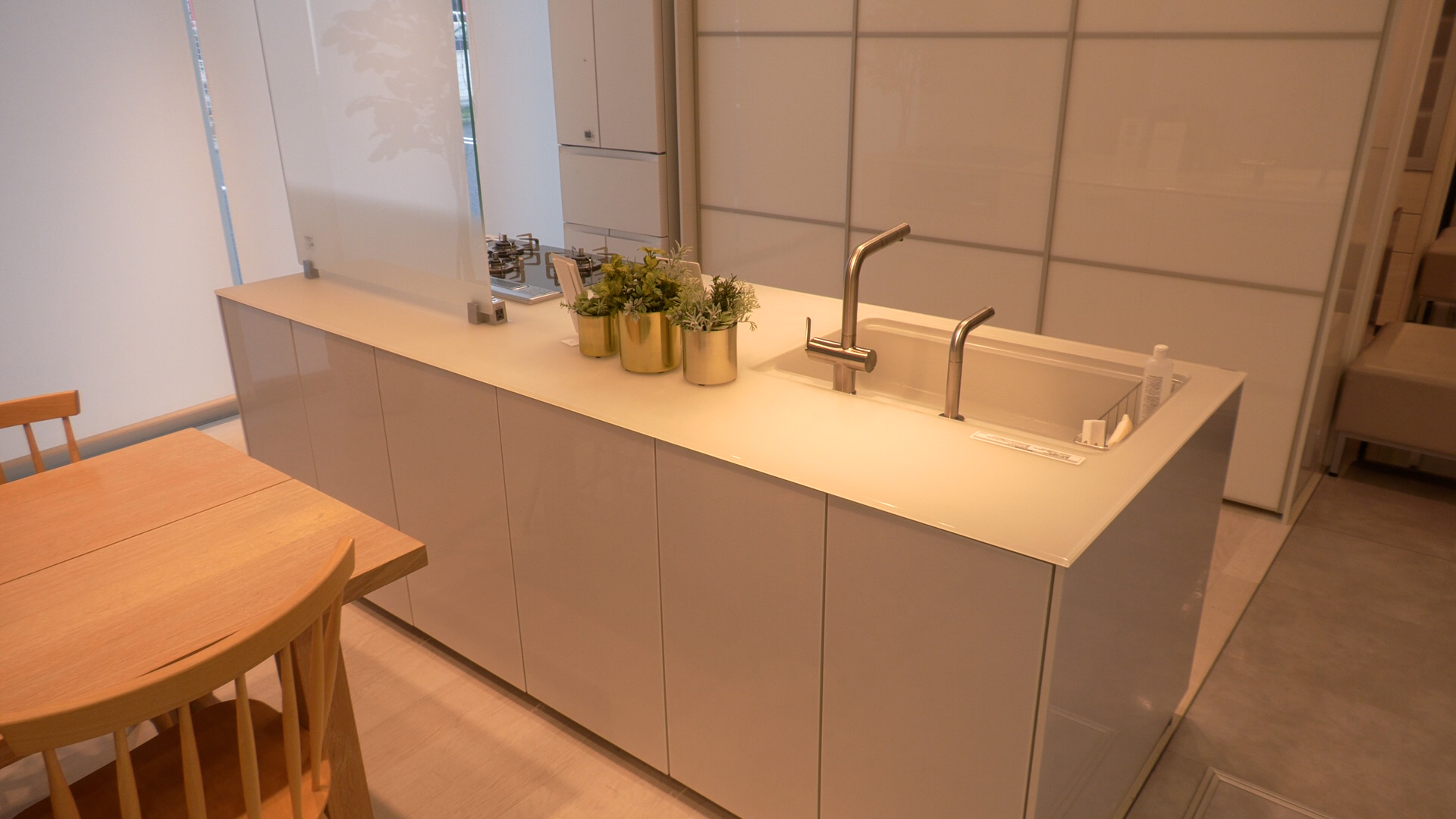 [キッチン比較]TOTOのキッチンを徹底検証！【LibWork～リブワーク～】 | YouTube動画紹介 | 注文住宅は熊本・福岡・大分・佐賀・千葉のハウスメーカー【リブワーク】