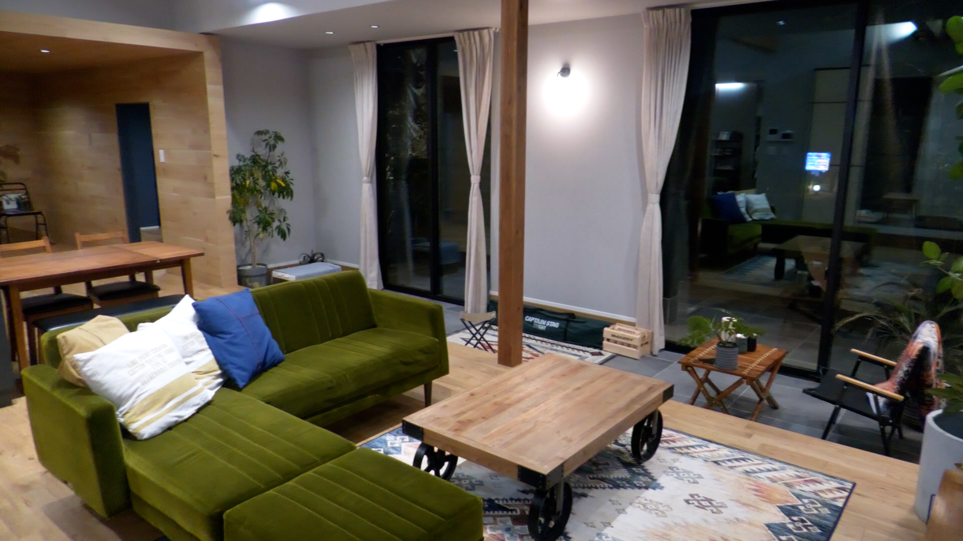 #170[平屋]アウトドア好きな夫婦が絶対住みたくなる【LibWork-リブワーク-】 - リブワーク YouTube特設サイト