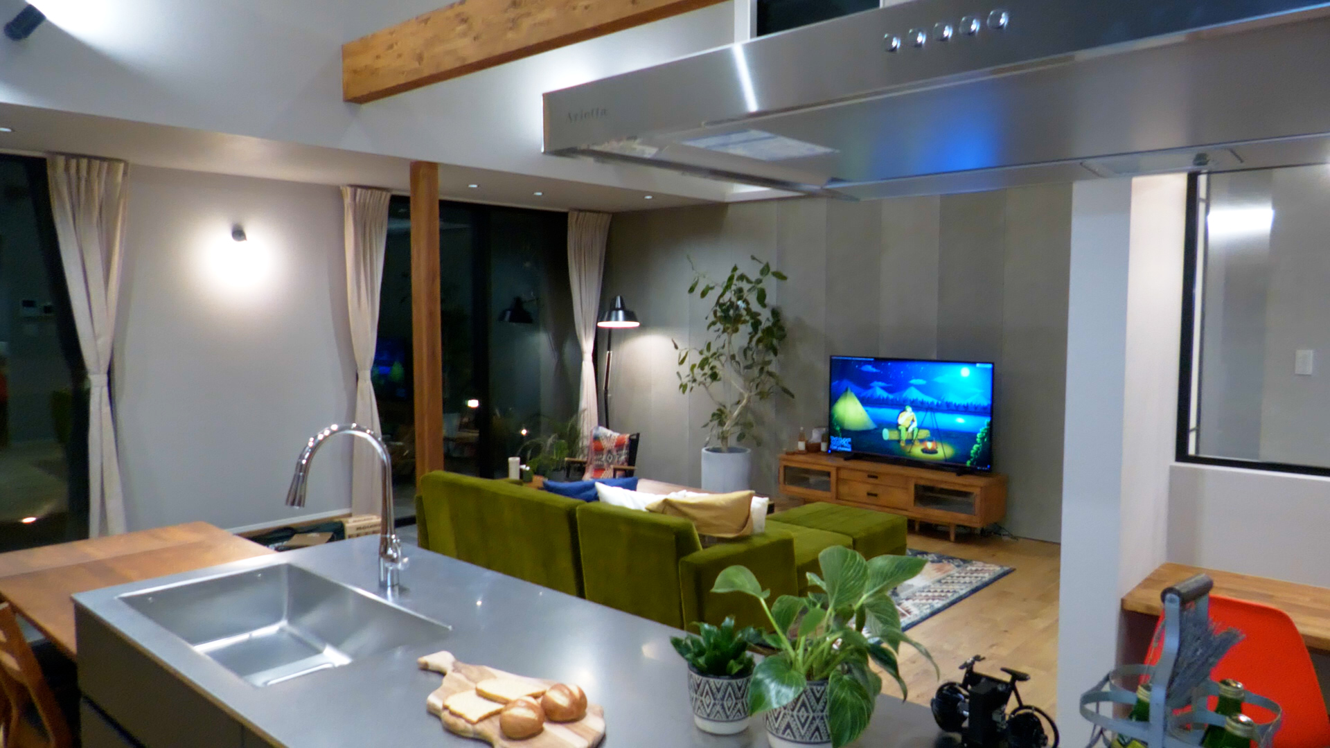 #170[平屋]アウトドア好きな夫婦が絶対住みたくなる【LibWork-リブワーク-】 - リブワーク YouTube特設サイト