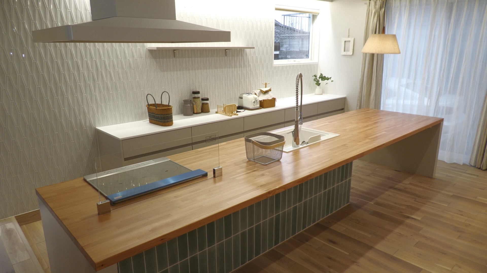 #175[2階建て]段差テクがあちこちに！中も外も見晴らしの良いお家【LibWork～リブワーク～】 | YouTube動画紹介 | 注文住宅は熊本・福岡・大分・佐賀・千葉のハウスメーカー ...