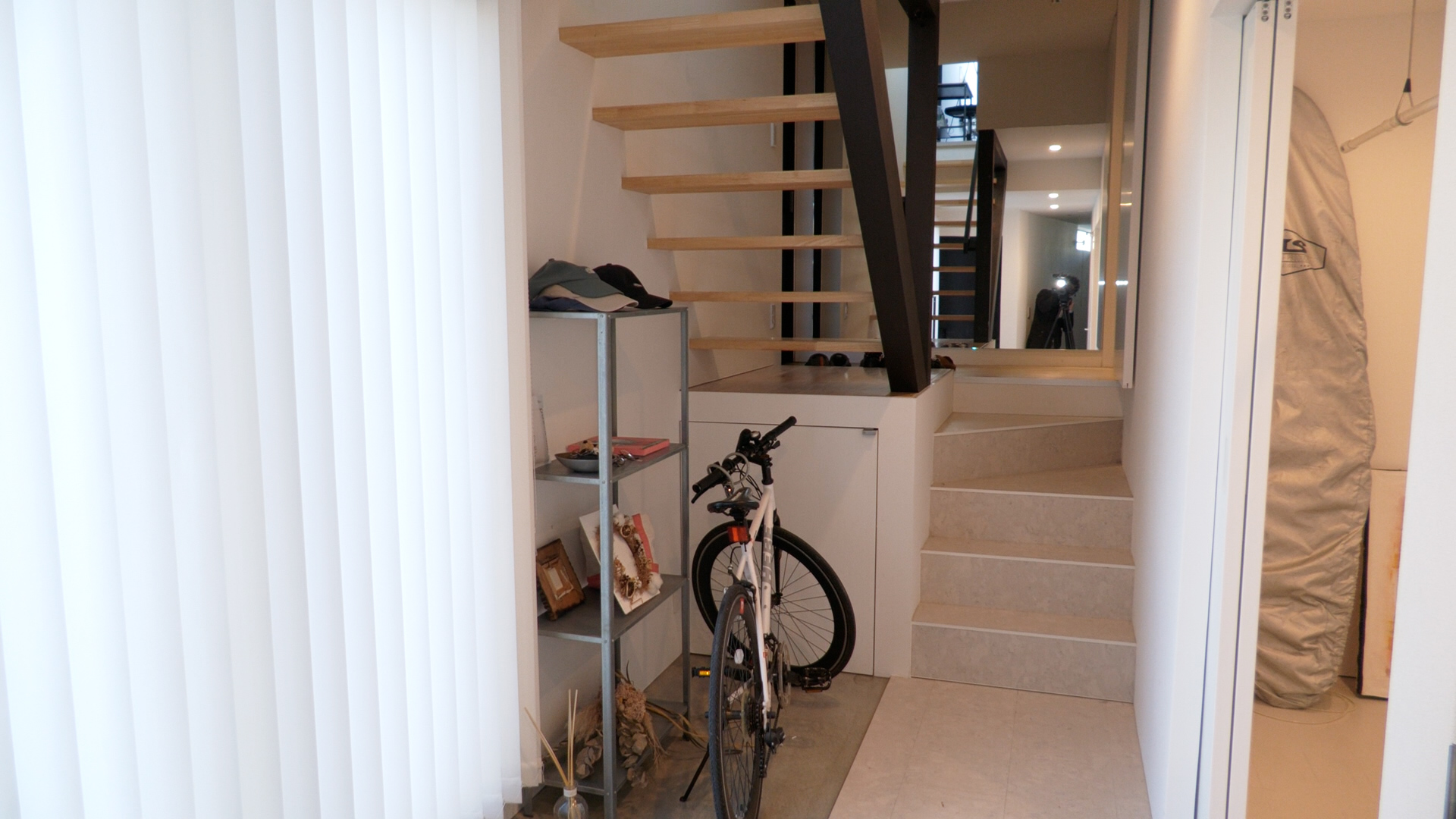 #182[2階建て]狭小×住宅密集地×プライバシー重視なのに「明るい」お家【LibWork～リブワーク～】 | YouTube動画紹介 | 注文住宅は熊本・福岡・大分・佐賀・千葉のハウス ...