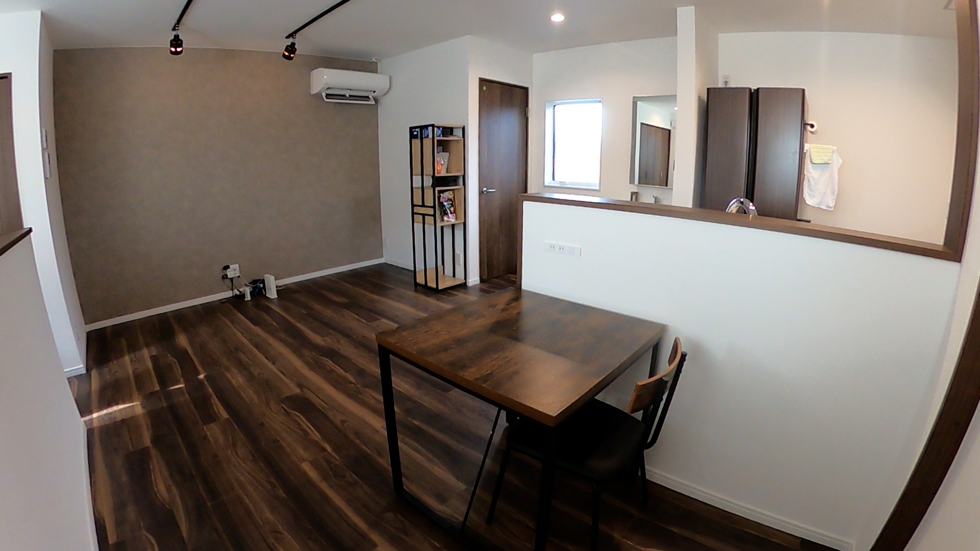 #183[2階建]光熱費の心配ナシ？ 贅沢すぎる一人暮らしのお家【LibWork～リブワーク～】 | YouTube動画紹介 | 注文住宅は熊本・福岡・大分・佐賀・千葉のハウスメーカー【リブワーク】