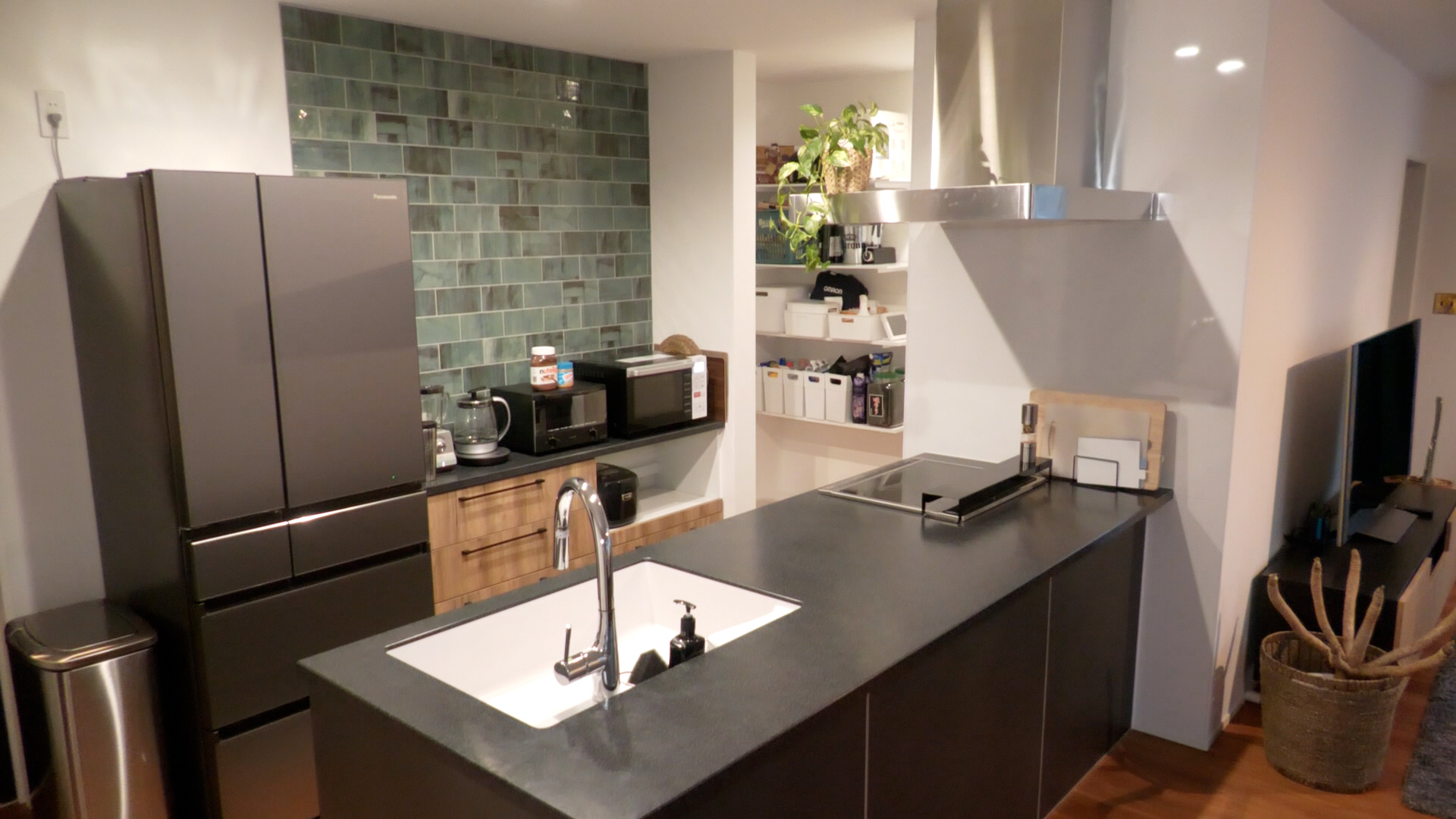 #185 [平屋]シック＆スタイリッシュなLDKが好きな方は必見！ 絶対参考になる内装【LibWork～リブワーク～】 | YouTube動画紹介 | 注文住宅は熊本・福岡・大分・佐賀・千葉の ...