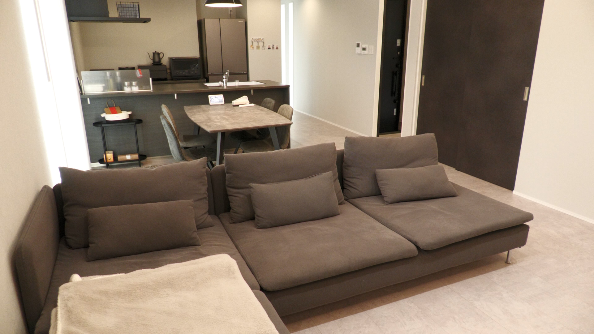 ＃239[平屋]最新トレンドは暗さ！明るいお家もう古い？【LibWork～リブワーク～】 | YouTube動画紹介 | 注文住宅は熊本・福岡・大分・佐賀・千葉のハウスメーカー【リブワーク】